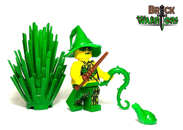 Custom LEGO Accessory Spotlight - Magic Wand - BrickWarriors