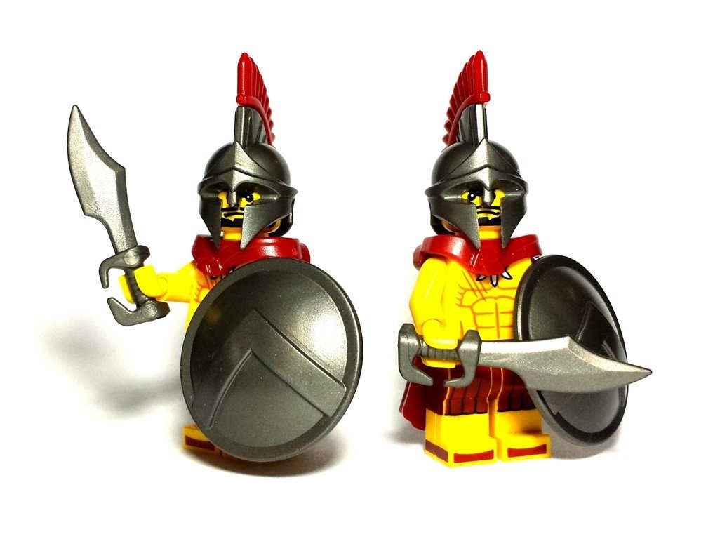 Custom LEGO Weapon of the Week - Spartan Sword - BrickWarriors