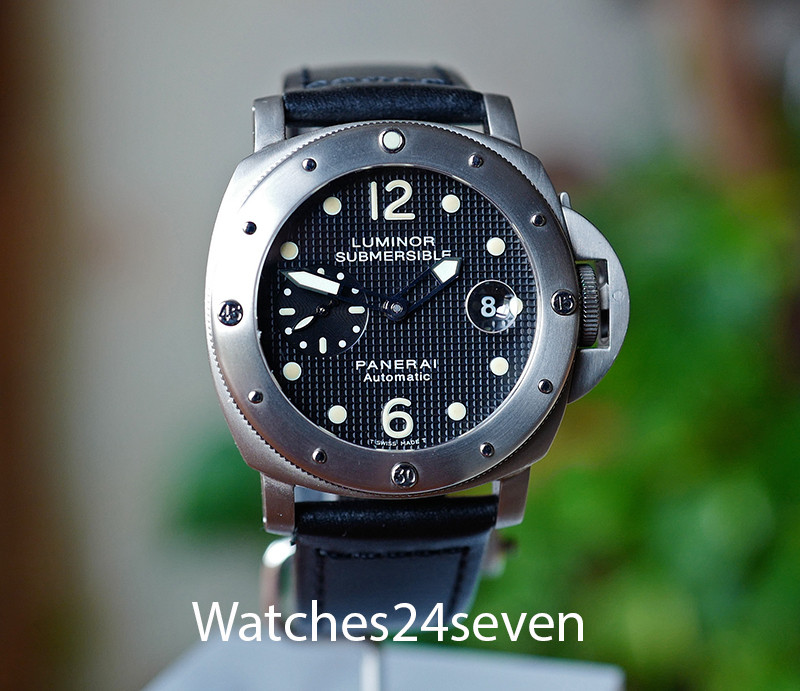 WatchNet: Luxury Time: FS PANERAI PAM 372, PAM 389 Submersible, PAM 91 ...