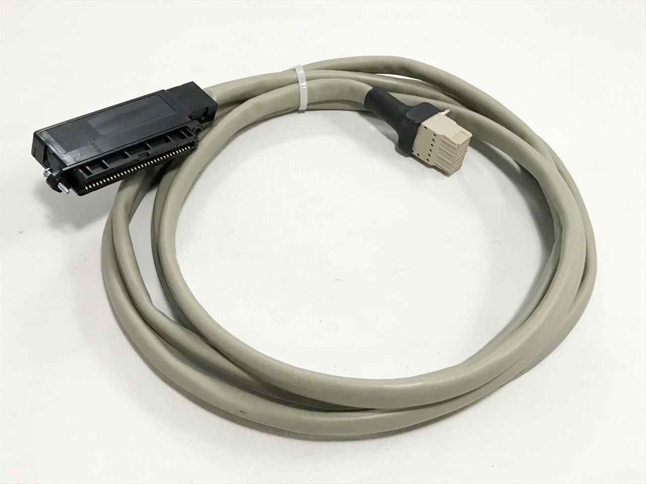 1186022L1 and 1186022L2 - 15FT MX2820 FUTURE BUS TO 90 DEG 64 PIN ...