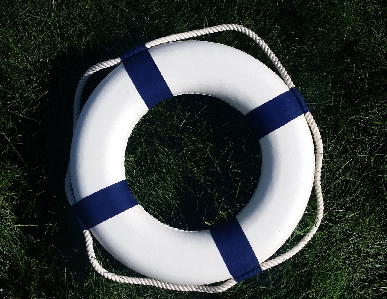 Beach Decor Life Preservers Buoys Plain beach-decor-life-preservers-buoys-plain